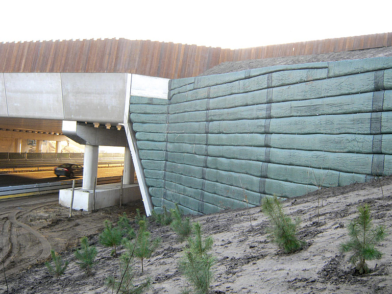 Fortrac Systems: efficiënte & duurzame stabilisatie van steile helling